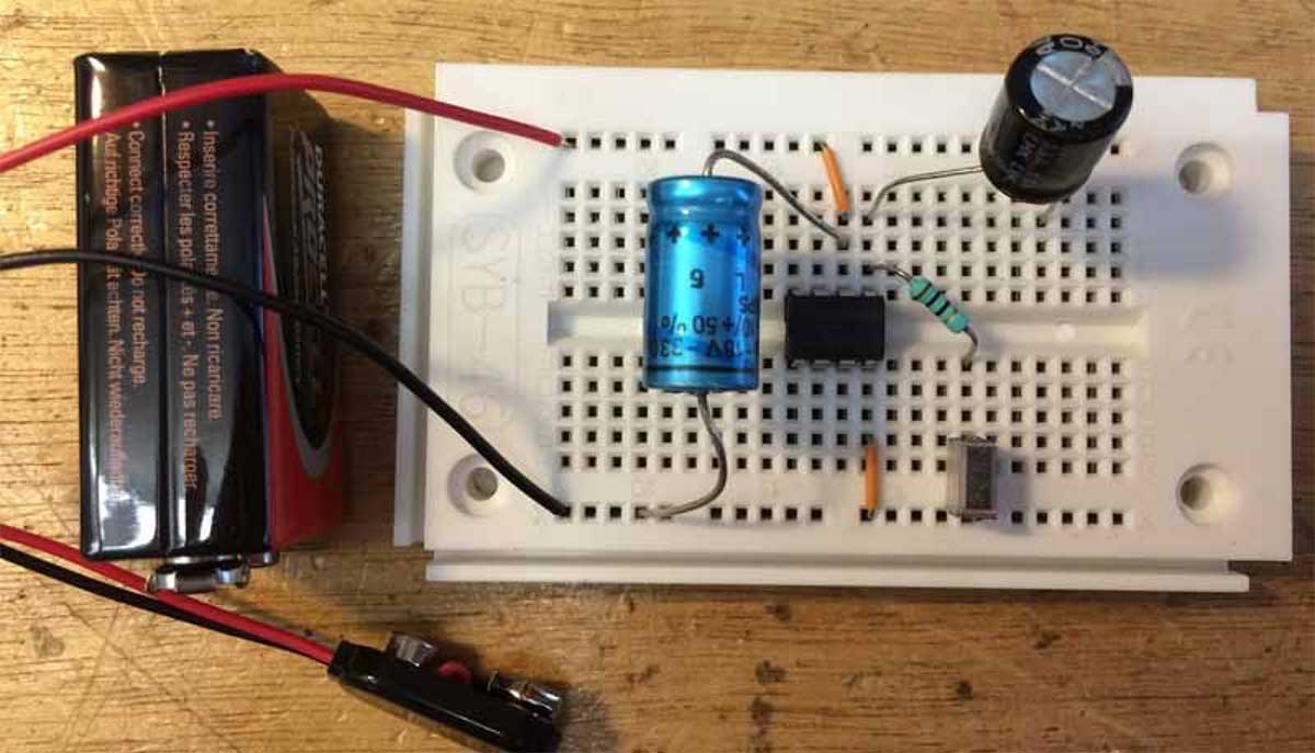 Building electronics – Electronics for Art and Education