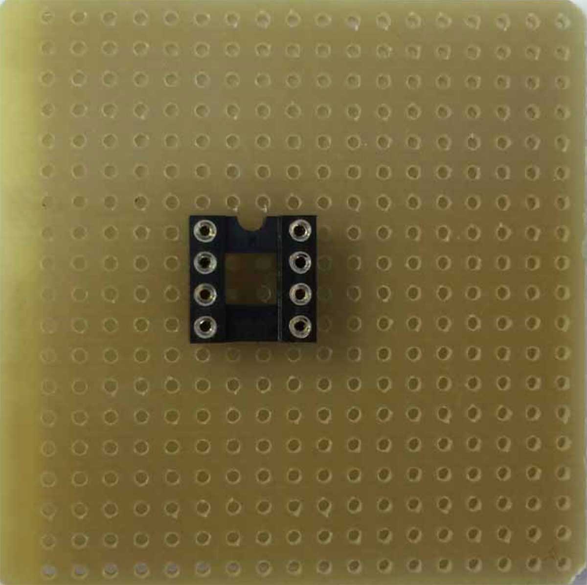 Building electronics – Electronics for Art and Education